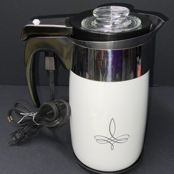 Corningware | Kitchen | Vintage Corningware Trefoil Cup Electromatic ...